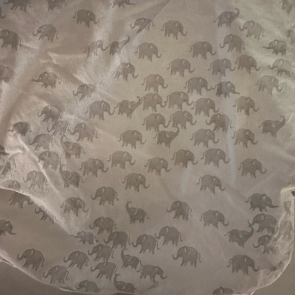Pottery Barn Kids | Bedding | Pottery Barn Elephant Crib Sheet | Poshmark